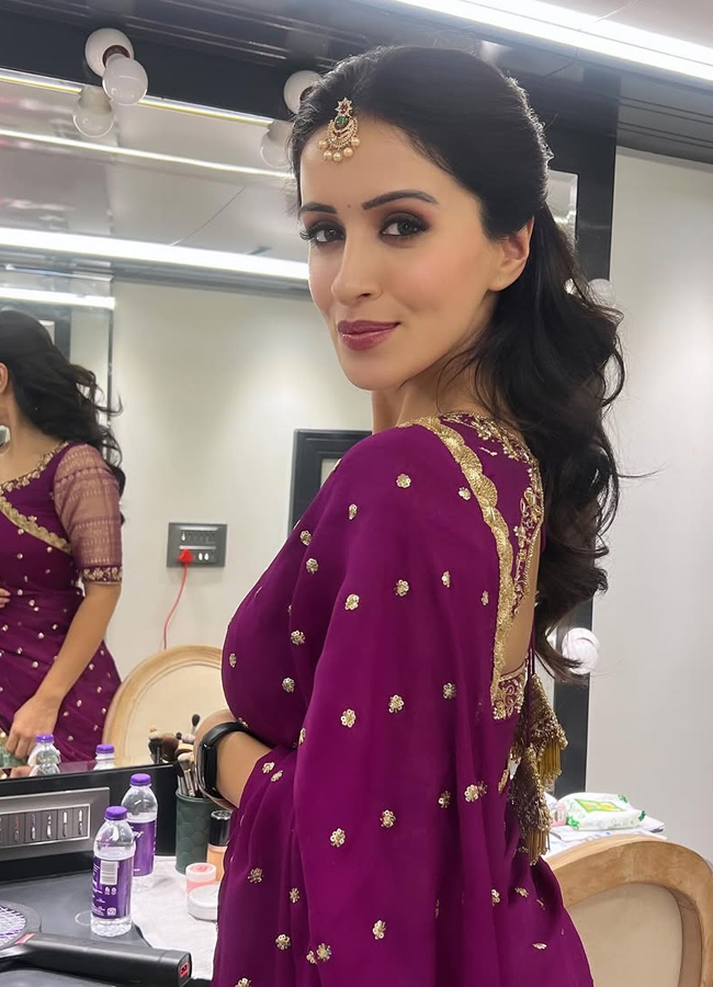 సంబరాల సంక్రాంతి అంటూ అందంగా ముస్తాబైన అన్షు అమ్మడు | The beautiful actress Anshu Sagar ...